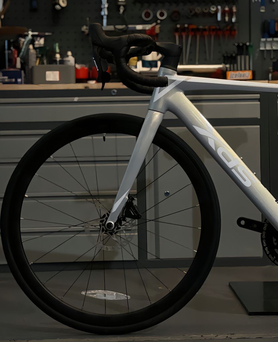 Mua bán Xe đạp đua XDS AD350 2025 giá rẻ, chính hãng